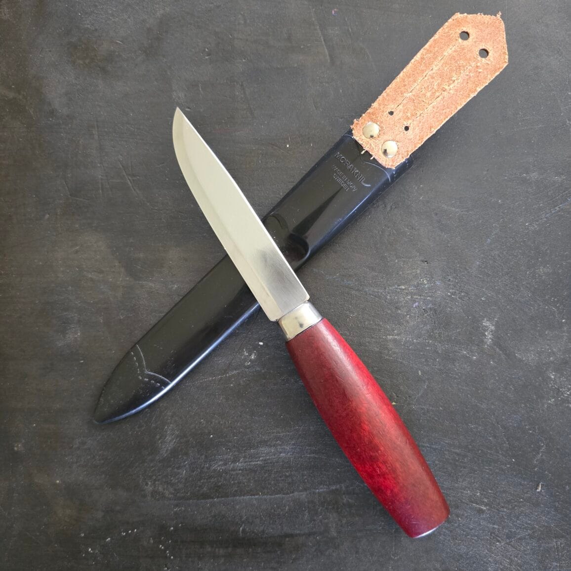 Mora Kniv Classic #2 Swedish Knife in Birch Wood and Carbon Steel For ...