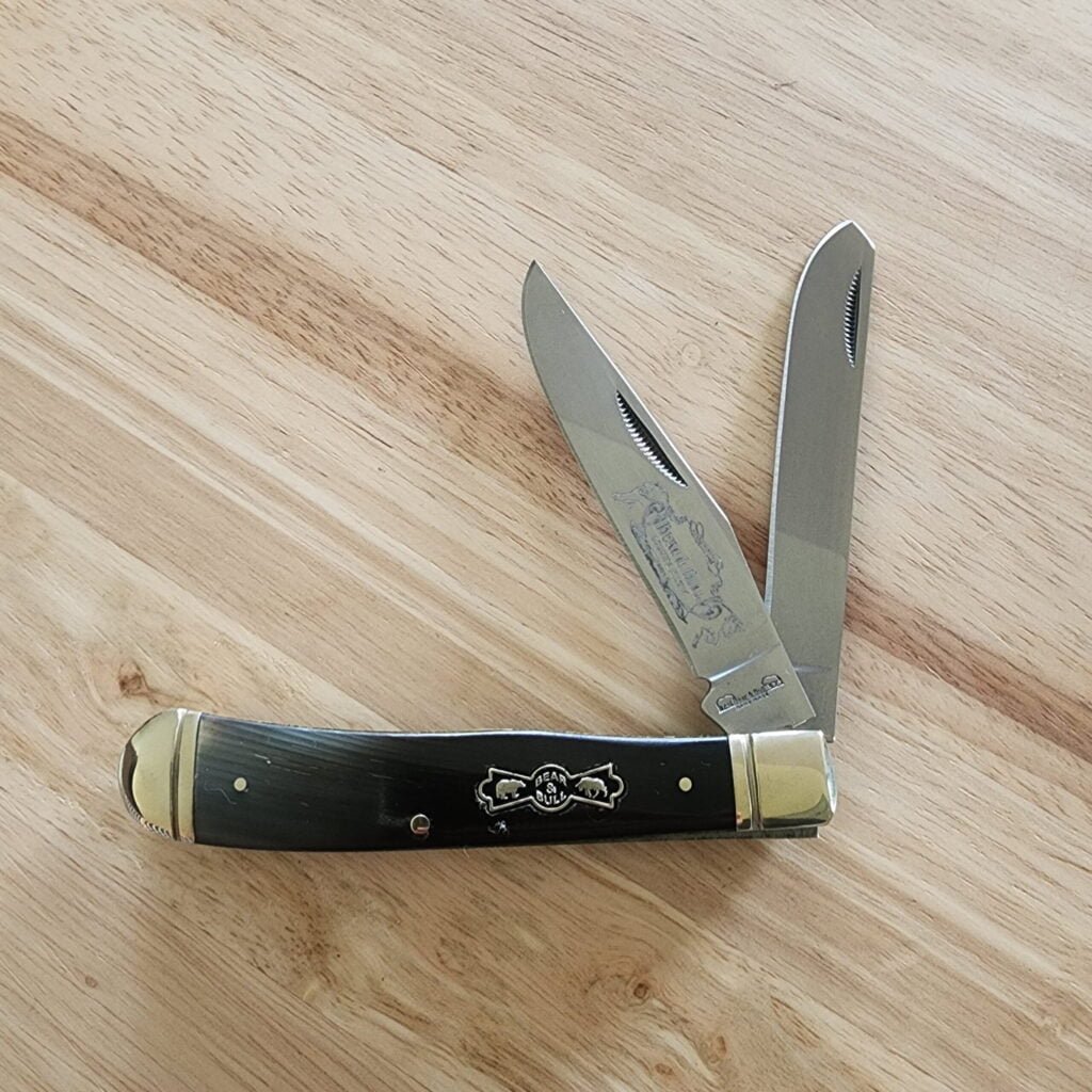 Frost Cutlery Bear and Bull Ox Horn Trapper For Sale - TSA Knives