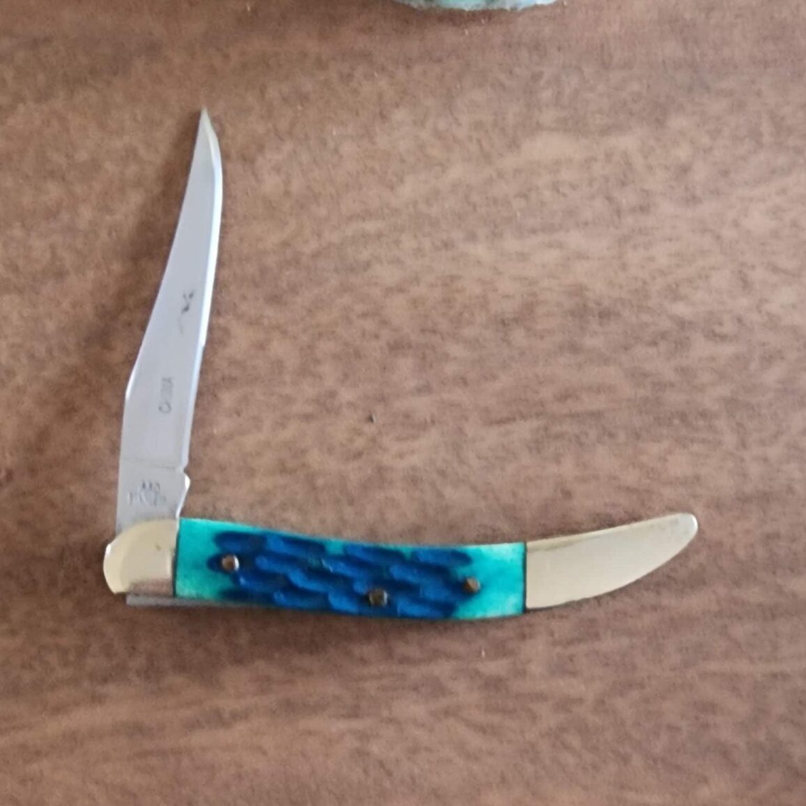 Frost Cutlery Tiny Toothpick Blue Jigged Bone For Sale - TSA Knives